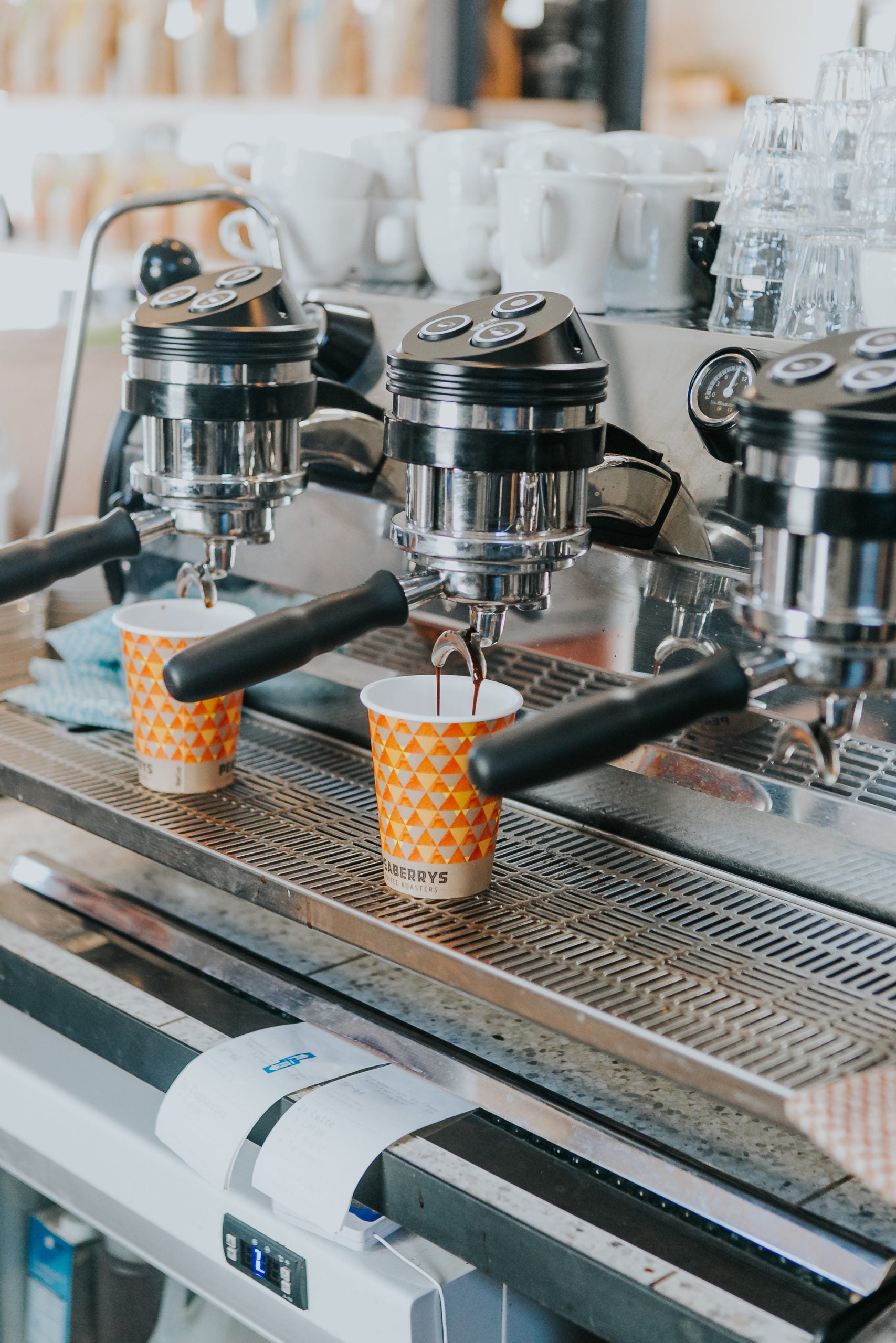 THE IMPORTANCE OF A COFFEE RECIPE IN MODERN ESPRESSO BARS – Peaberrys ...