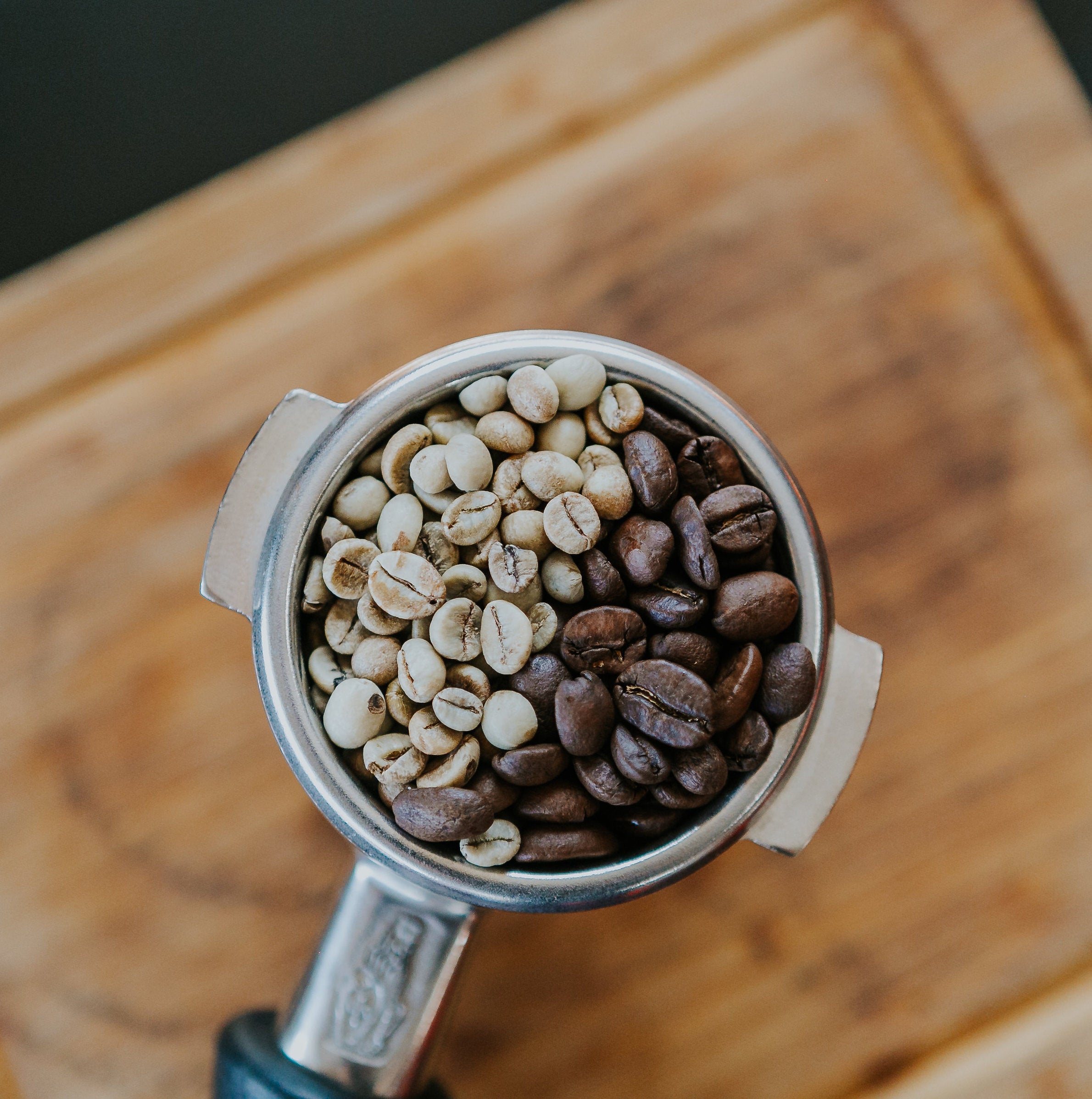 WHAT GOES INTO A COFFEE BLEND? – Peaberrys Coffee Roasters